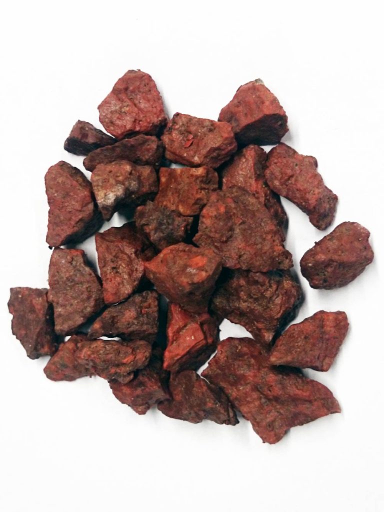 Red chippings 20mm - 800kg bulk bags - Valley Contractors
